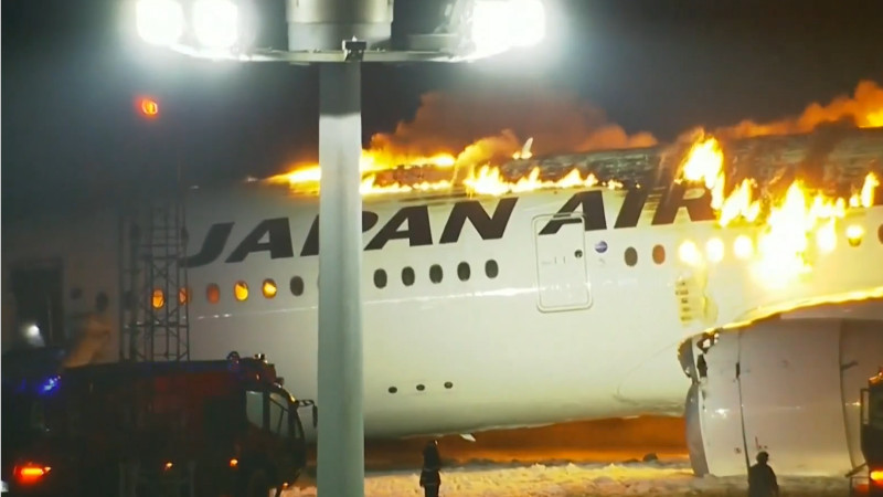 How did the passenger and crew survive after an airliner crashed with another plane and exploded ...