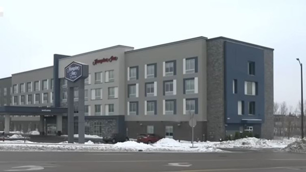 The Minneapolis Hotel That Refused ICE Agents Loses Federal Lodging ...