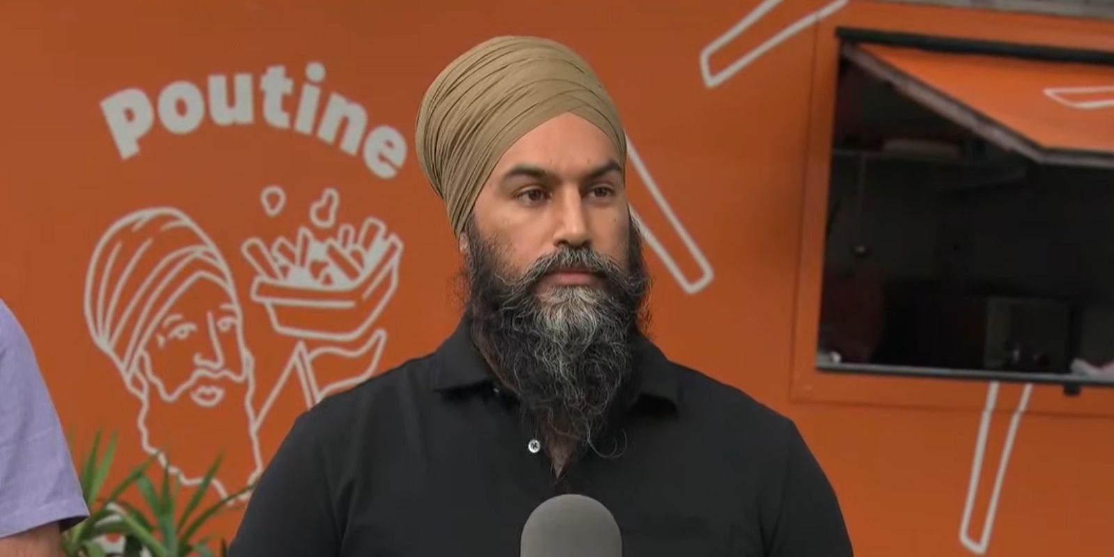 Wheel comes off of Singh's custom 'Punjabi poutine' truck en route to ...