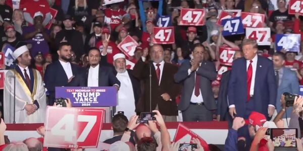 BREAKING: Muslim leaders in Michigan endorse Trump for president: ‘He ...