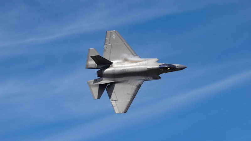 Trump sends 10 stealth fighter planes to Puerto Rico amid war on ...